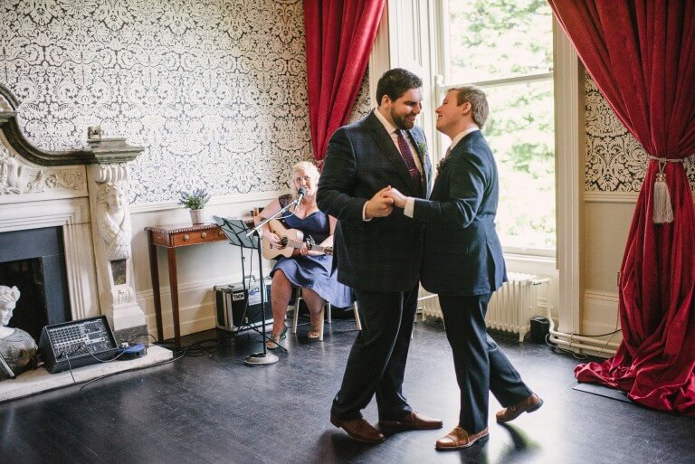 Brett & Ray: #In Love at Virginia Park Lodge - Waterlily Weddings