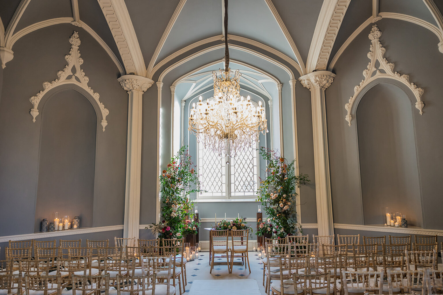 Featured Wedding 2022 | Bridget & Matt: Elegant Autumn Castle Wedding ...